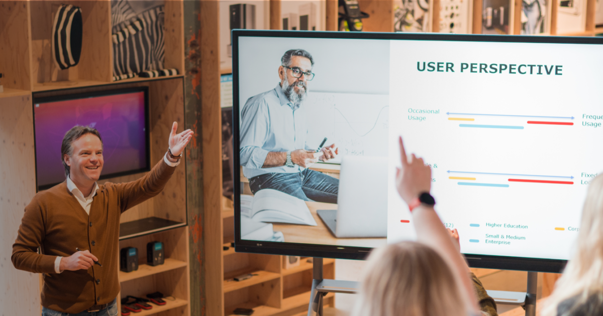 i3CONNECT Paneles interactivos | i3CONNECT - ES